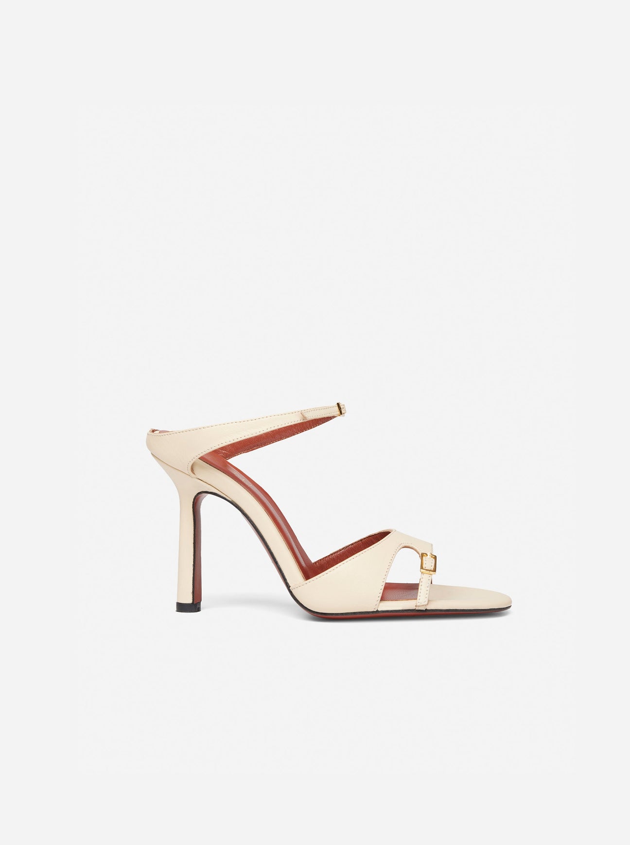 Almond Toe Sandals Vanilla Soft by Manu Atelier